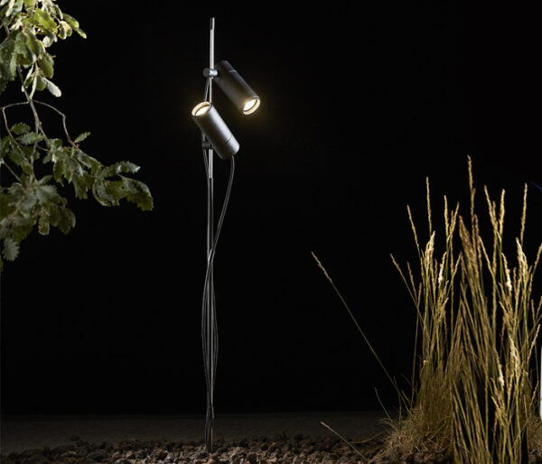 Designer lamp Focus Line Floor Spike by Insolit Barcelona Lighting